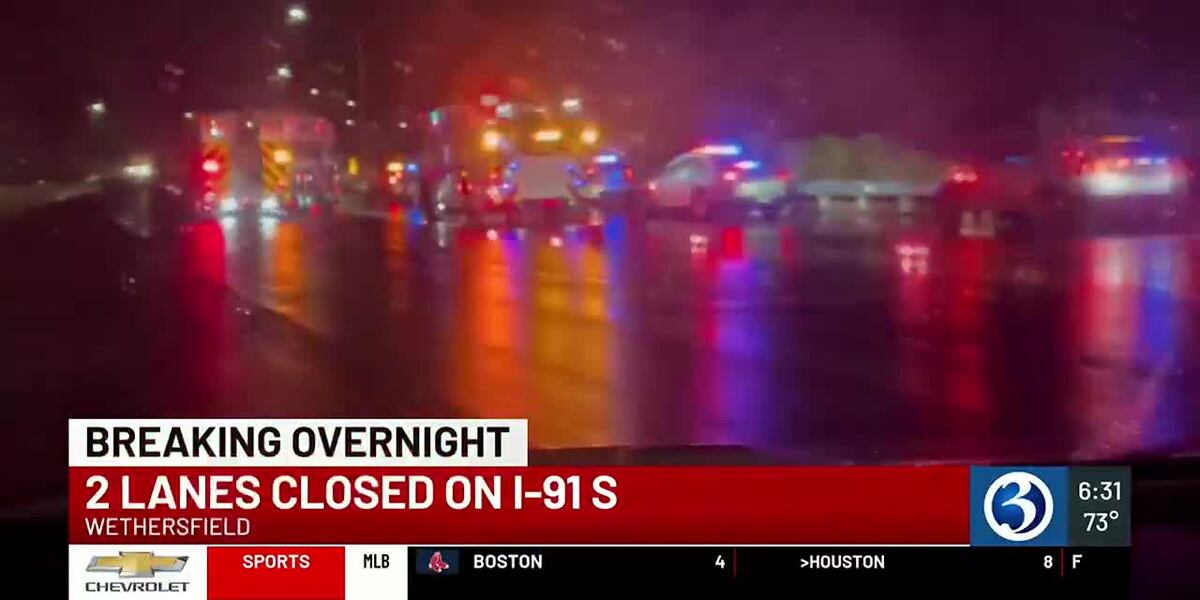 Truck Rollover Causes Lane Closures On I 91 South In Wethersfield